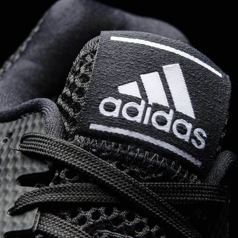 Zapatillas Adidas Vengeful m Boost OI16 Color Negro