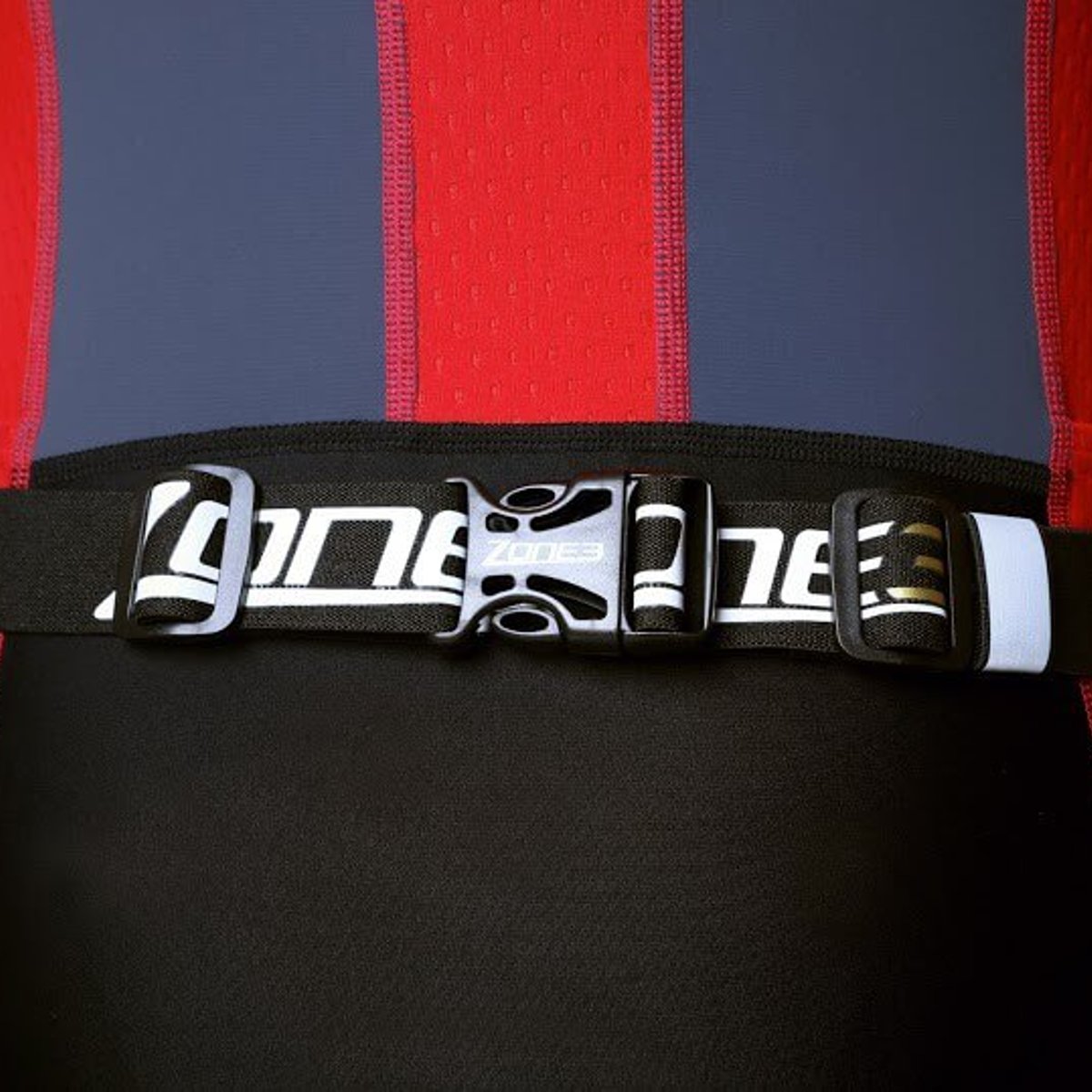 Cinturón Porta dorsal Zone3 con espacio para Geles rojo