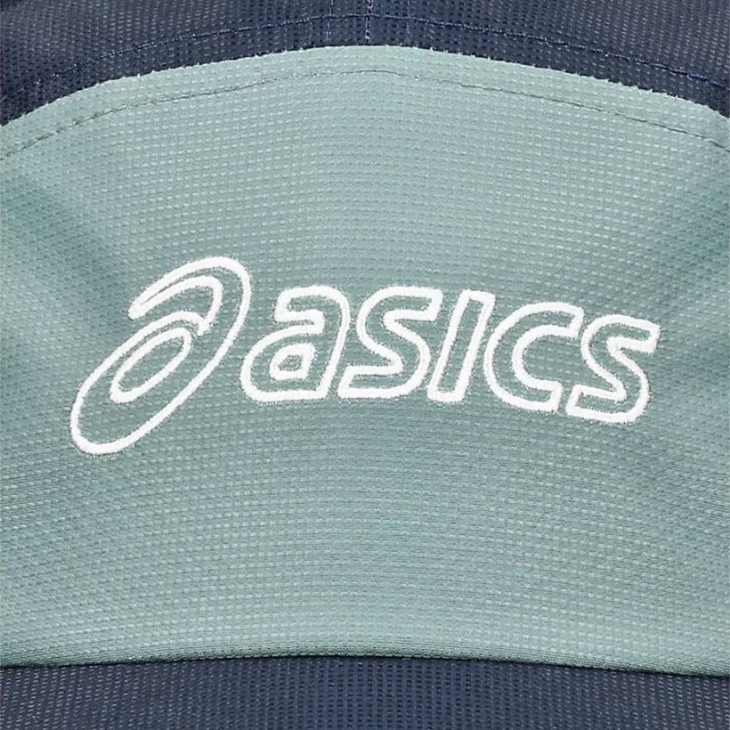 ASICS 5 PANEL CAP – Technical cap with curved visor and reflective details