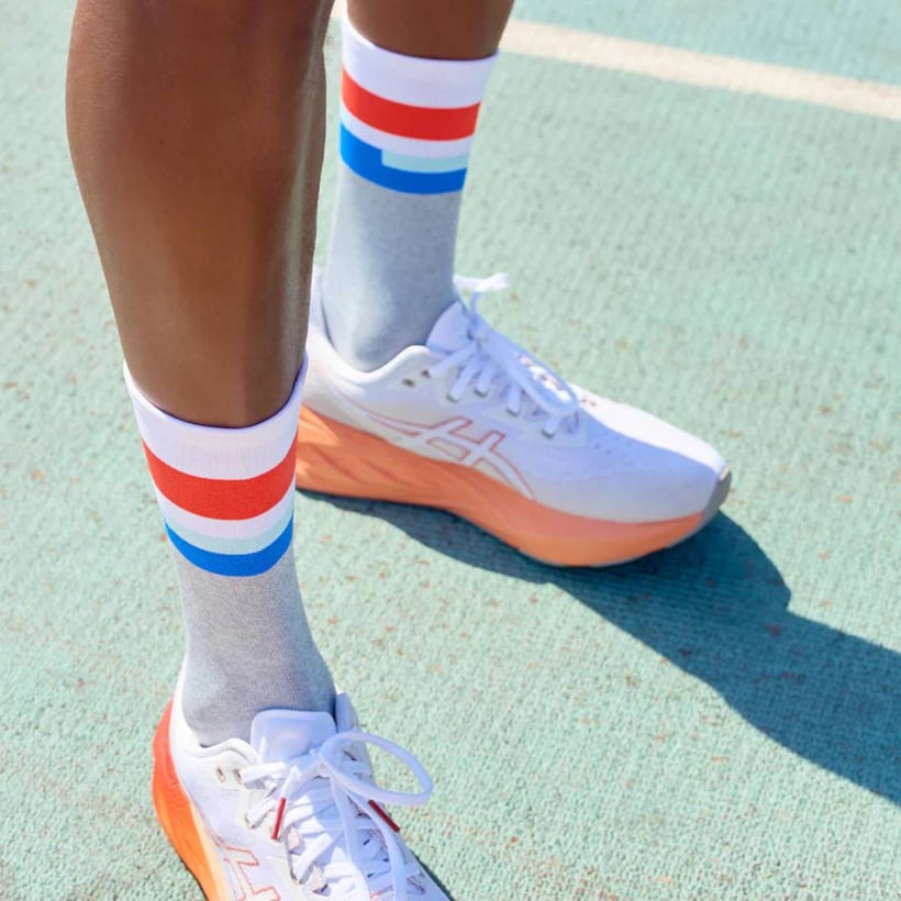 Feetures Elite Ultra Light Mini Crew - Compression and Lightness